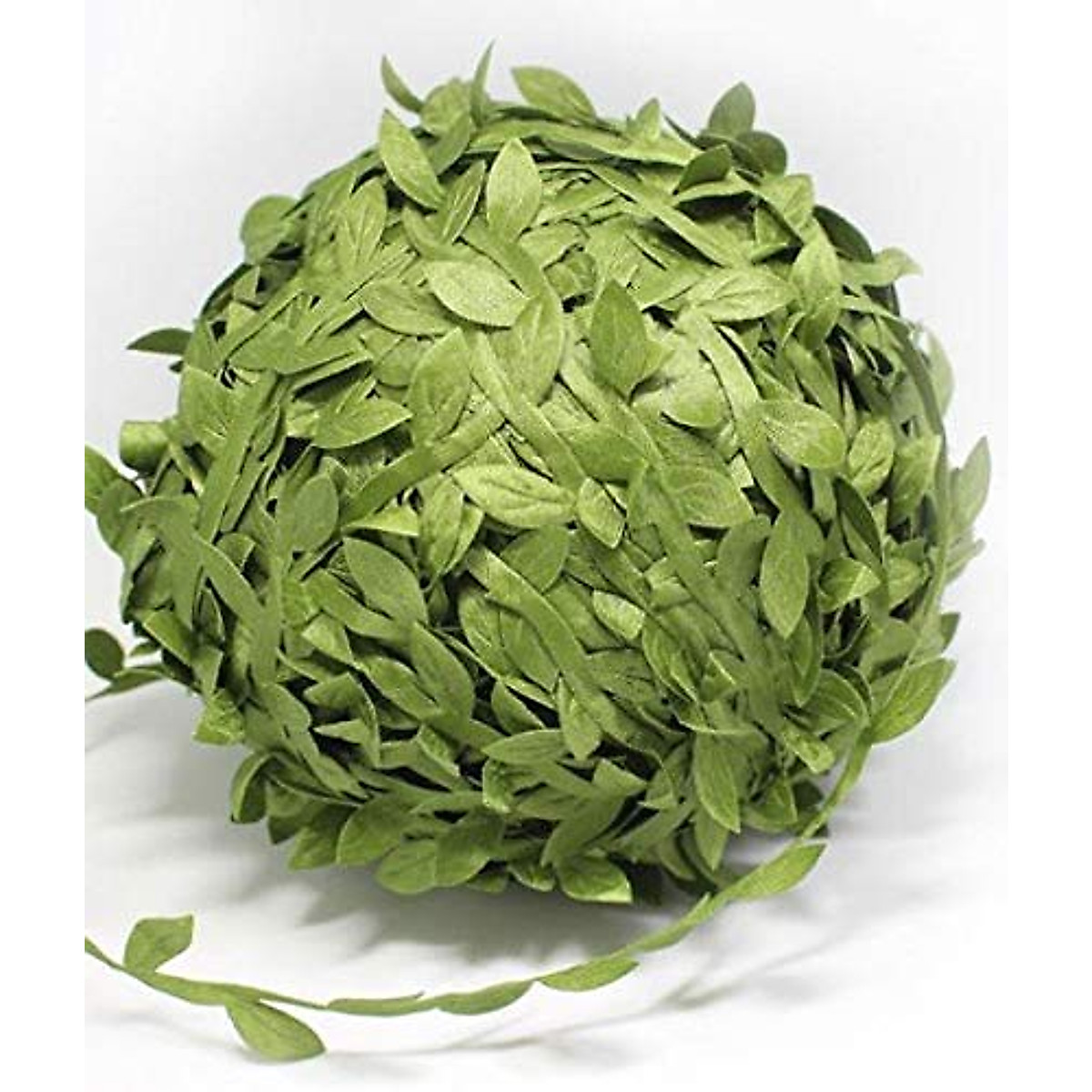 So Cal Pro Artificial Vines, Artificial Eucalyptus Leaf Garland DIY Wild Jungle Decorative Botanical Greenery for Birthday Baby Shower Home Wall Garden Wedding Party Wreaths (Green 252ft)