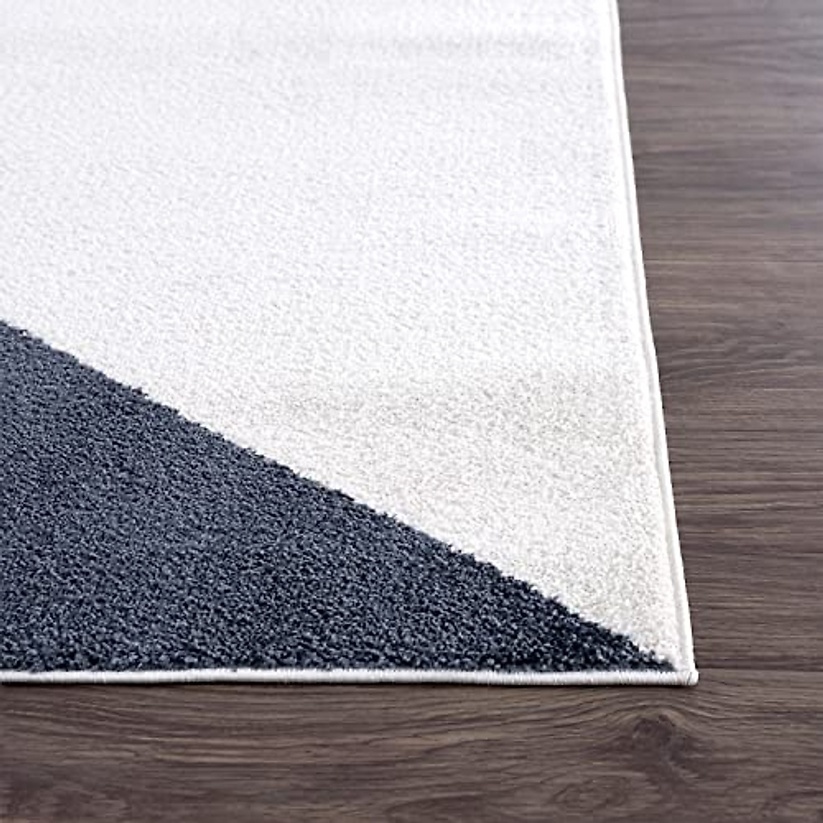 Abani Rugs Gray, Cream and Beige 4 ft. X 6ft. Contemporary Rug. Repeated Triangles in Tones of Cream and Gray Inspired by mid-Century Design. Minimalistic Design Turkish Stain Resistant Area Rug.