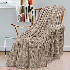 PAVILIA Waffle Fleece Throw Blanket for Couch Bed Tan Taupe, Super Soft Fuzzy Cozy Blanket Sofa, Plush Warm Cute Decorative Home Decor Throw, Lightweight All Season, Beige Camel Brown, 50x60
