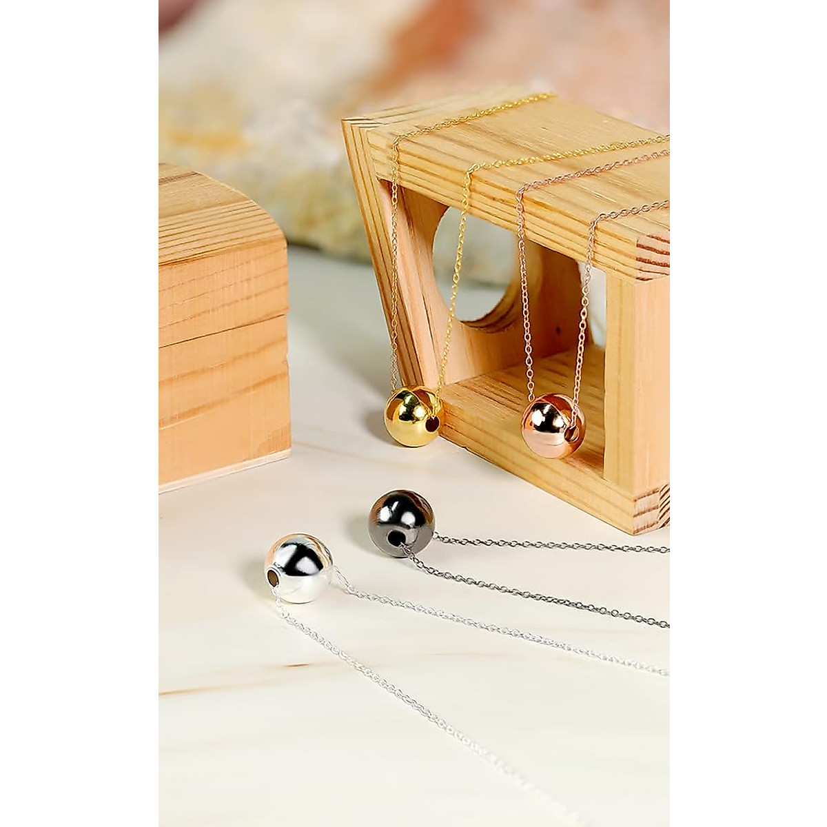 Hoops & Loops Sterling Silver 10mm Polished Ball Bead Necklace (sterling silver)