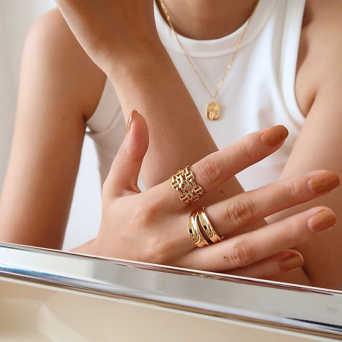 Aobei Pearl 18K Gold 3-Row Chunky Band Ring Mariner Anchor Chain Ring for Women Statement Pig Nose Link Open Rings Adjustable Thumb Knuckle Finger Jewelry for Her