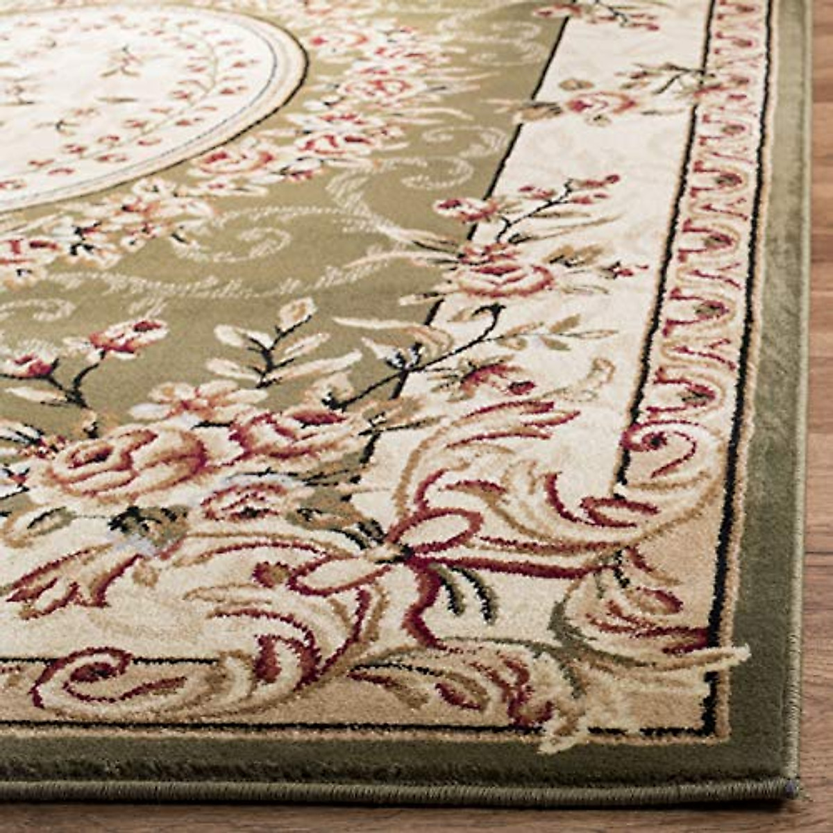 SAFAVIEH Lyndhurst Collection 4' x 6' Sage / Ivory LNH328B Traditional European Medallion Non-Shedding Living Room Bedroom Accent Rug