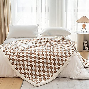 LOMAO Sherpa Throw Blanket Fleece Blanket with Checkered Pattern Soft Thick Blanket for Couch, Bed, Sofa Luxurious Warm and Cozy for All Seasons (Khaki, 51"x63")