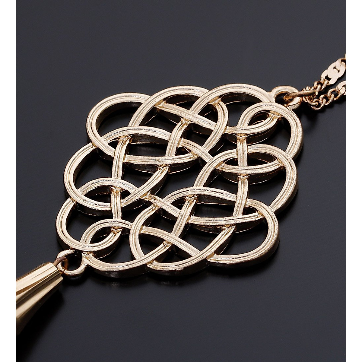 ALEXY 2Pcs Long Chain Pendant Necklace Set, Filigree Quatrefoil and Celtic Knot Pendant Tassel Y Necklaces for Women (B Gold + Gold)