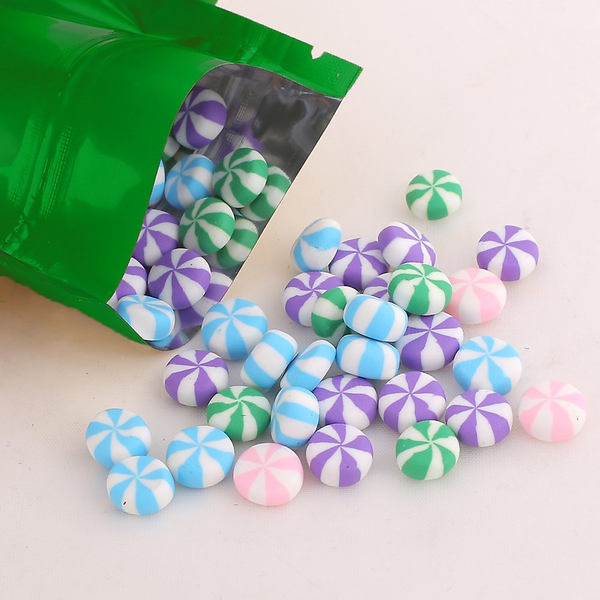 QQ Studio Pack of 100 Matte/Glossy Color Stand-Up Mylar Foil Resealable Zipper Pouches (5.5" x 7.8", Matte Green)