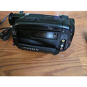 Sony CCDTR93 8mm video8 NTSC Camcorder