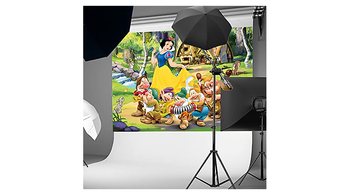 Snow White Backdrop for Princess Parties - 7x5 ft Fairy Tale Decor