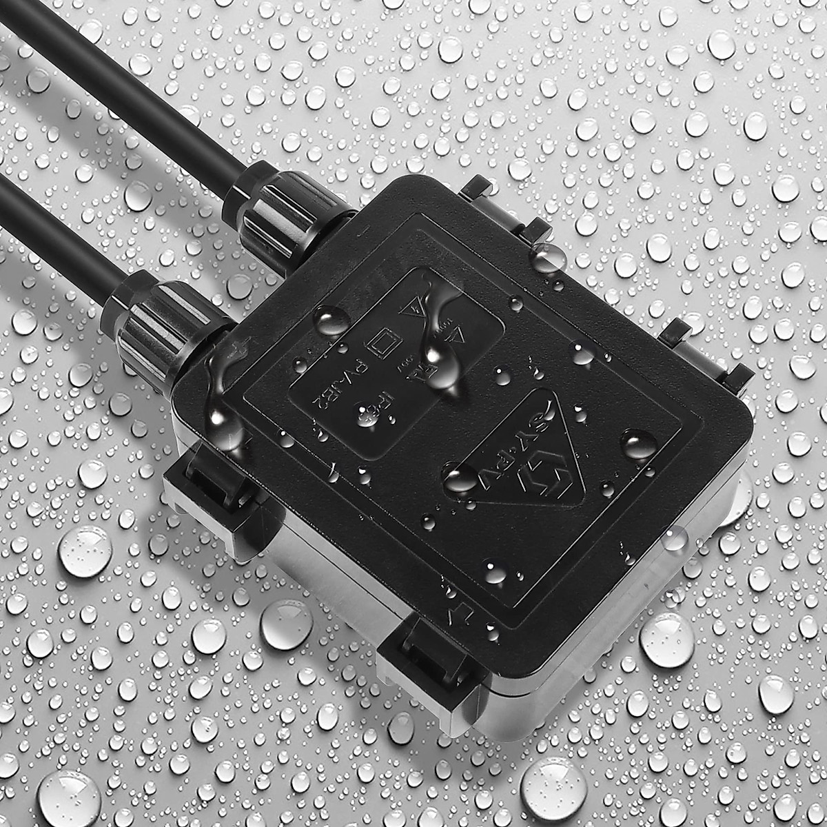 PNGKNYOCN Solar Junction Box PV Connector，IP67 Waterproof Solar Junction Box with 11AWG 50cm Solar Cable Connector for 250w to 300w 20A Solar Panel