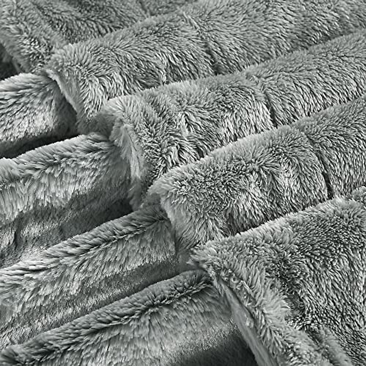 Home Soft Things Grey Plain Faux Fur Throw Blanket, String Grey - 50'' x 60'' Shiny Silky Smooth Soft Heavy Bed Couch Cover Warm Comfortable Cozy Elegant Plush Throw for Living Room Bedroom