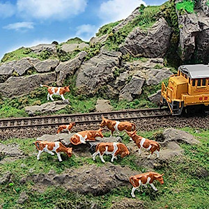 HO Scale Farm Animals Figure Set - Model Cows & Figures 36PCS