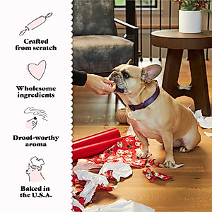 Three Dog Bakery Holiday Lick'n Crunch, Carob Cookie w/Red Crème, Vanilla Flavored Filling, Premium Treats for Dogs, 13 Ounces Each