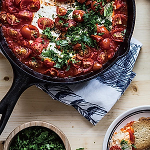 Opexscal Cast Iron Skillet with Tempered Glass Lid, 12-Inch Double Handled Cast Iron Deep Frying Pan with Lid for Kitchen and Camp