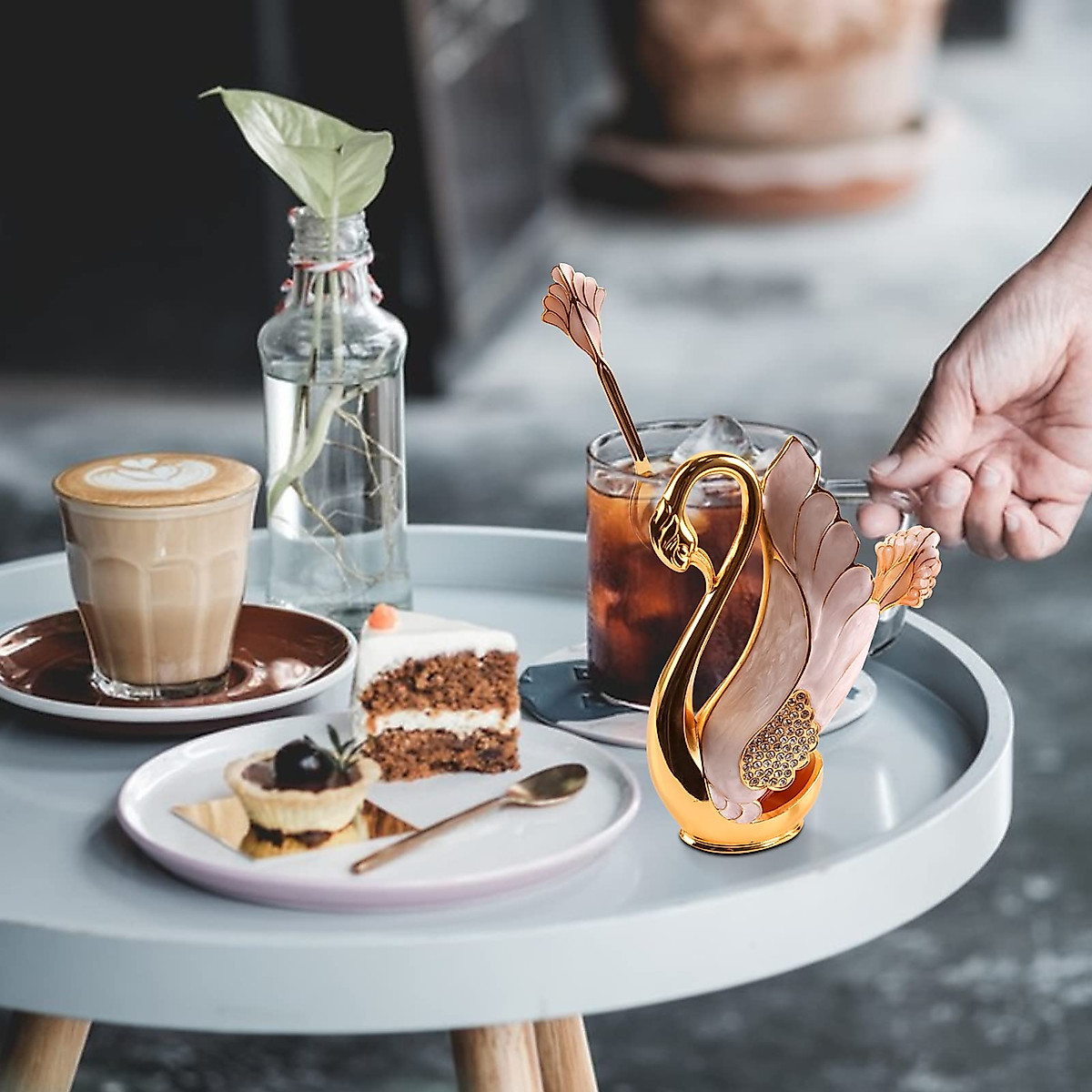 WYYXO Gold Swan Base Holder Spoons Set Elegant Swan Spoon Holder Organizer Decorative Swan Flatware for Dessert Coffee Ice Cream Cake (1 Swan Base Holder 6 Spoons)