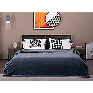 Mellowdy Extra Thick Hearty Plush Flannel Blanket (Dark Grey, 90x90) - 500GSM Queen Size Warm Blanket for Winter, Fall | Soft, Fluffy, Cuddly, Perfect for Bed, Oversized Throw for Couch, Sofa