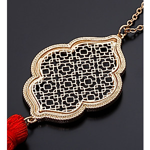 ALEXY 2Pcs Long Chain Pendant Necklace Set, Filigree Quatrefoil and Celtic Knot Pendant Tassel Y Necklaces for Women (B Gold + Gold)