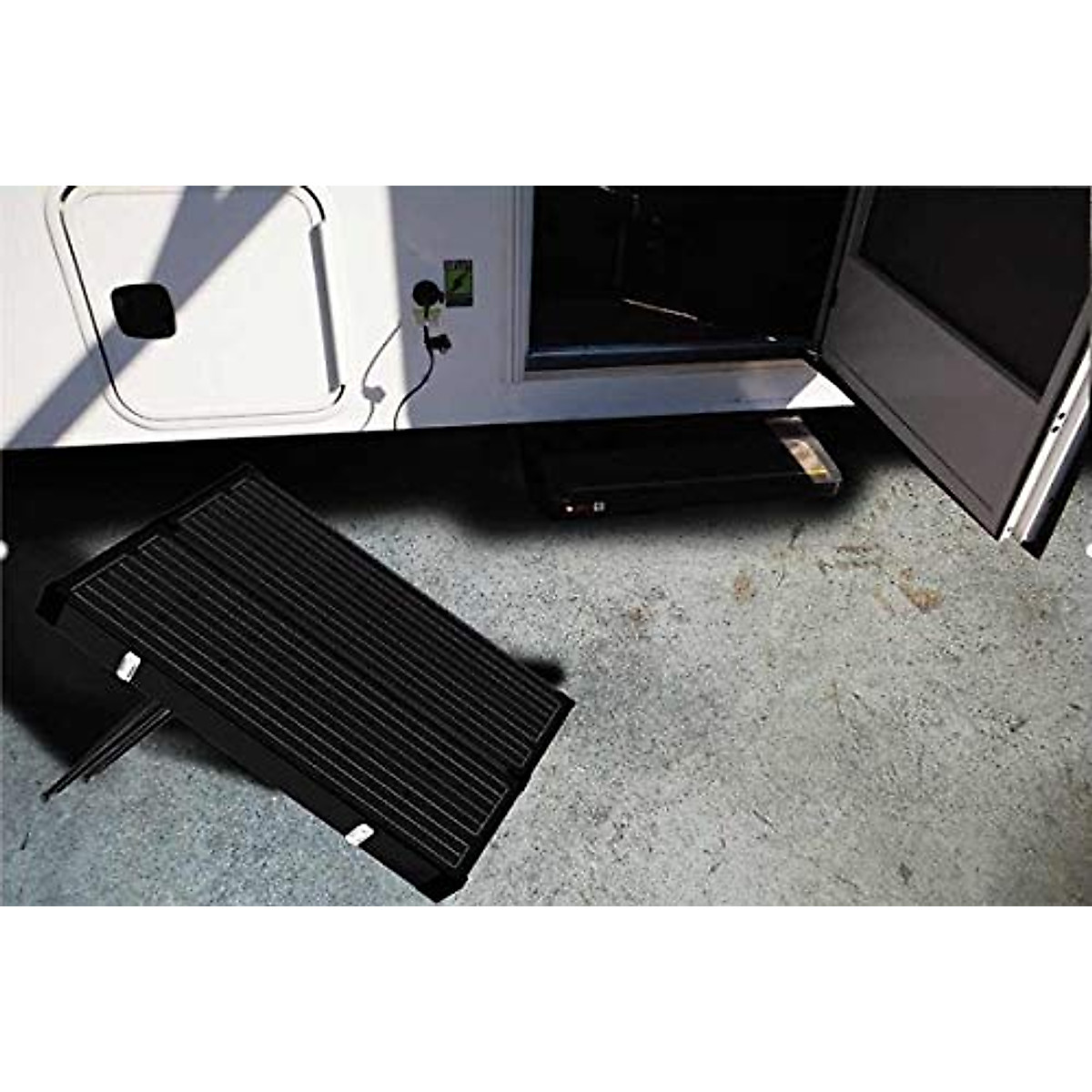 Nature Power 55702 120W Portable Briefcase Solar Panel, Black