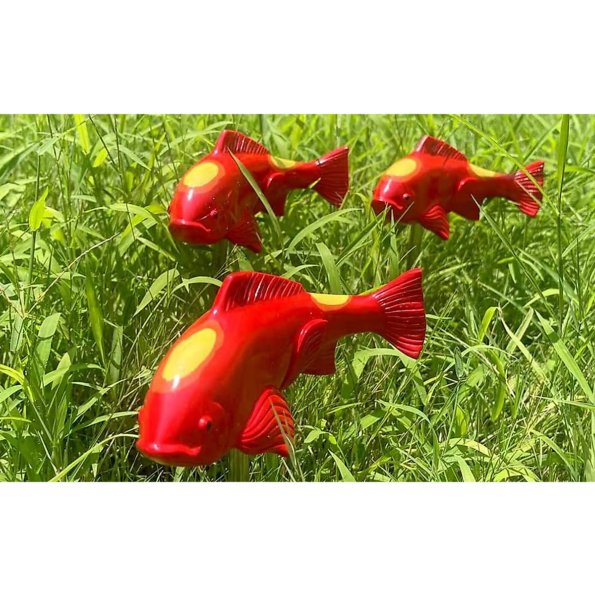 Koi Fish for Garden - Garden Statues Resin Garden Koi with Stake, 3 Pcs Garden Sculptures Garden Ornaments for Outdoor Garden Lawn Pond Decoration (A)