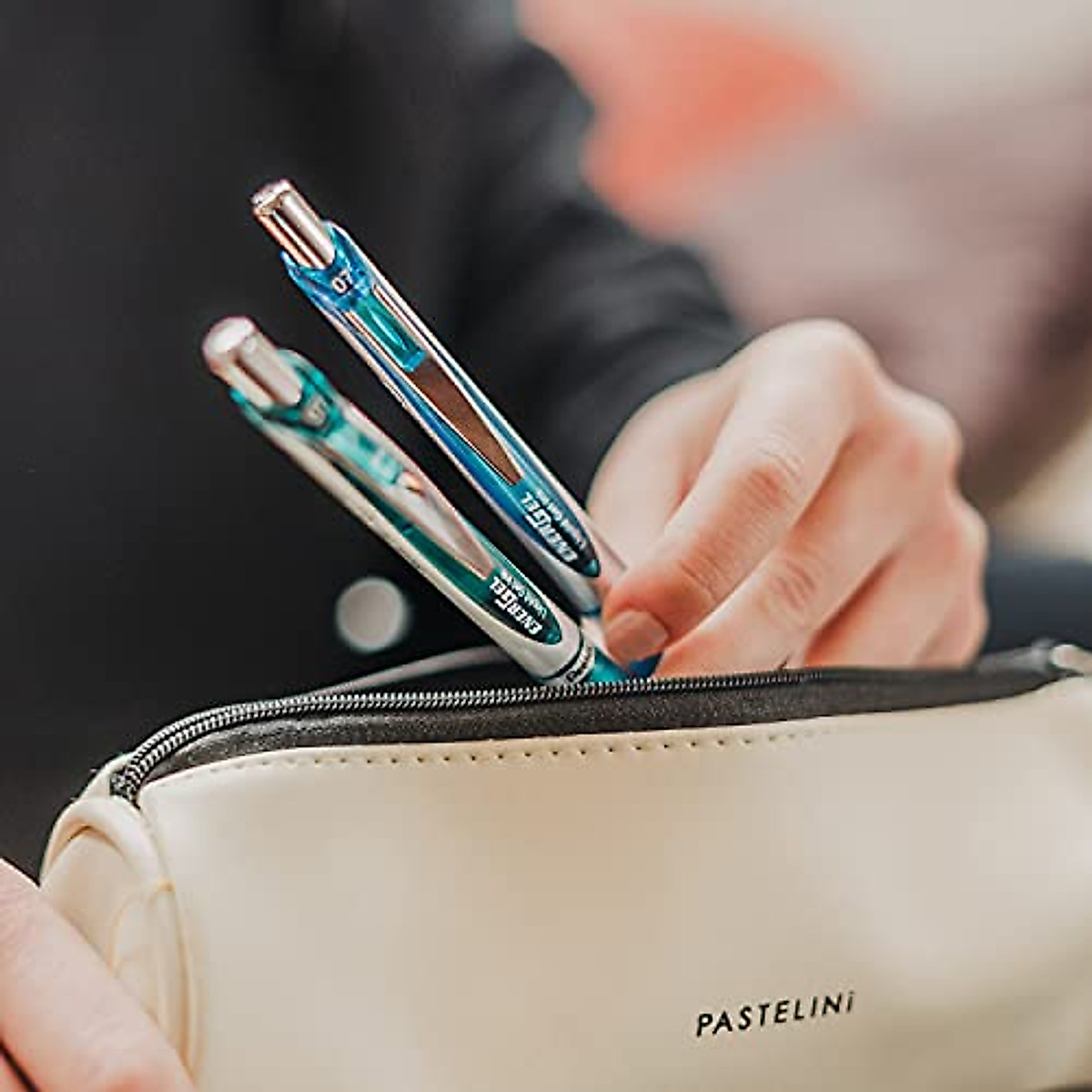 Pentel EnerGel Pearl Deluxe RTX Retractable Liquid Gel Pen, (0.7mm), Accent, Black Ink, Box of 12 (BL77PW-A)