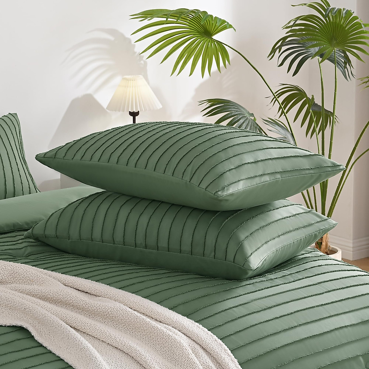JELLYMONI 2 Pack Green Pillowcases Standard Size, Soft Microfiber Striped Tufted Pillow Covers with Envelope Closure (Pillows are not Included)