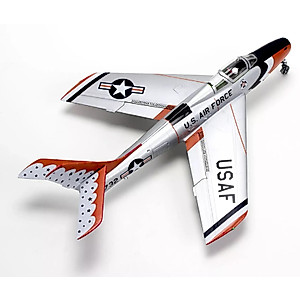 Revell 85-5996 Republic F-84F Thunderstreak Thunderbirds 1:48 Scale 75-Piece Skill Level 4 Model Airplane Building Kit