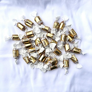 UNHAS ASIAN SNACK BOX Werthers Original Winter Limited Edition Cookie Butter Creme (7.4oz/Pack of 2) Total of 14.8oz - Werthers original caramel hard candy German Classic candy (Cookie Butter Cream)