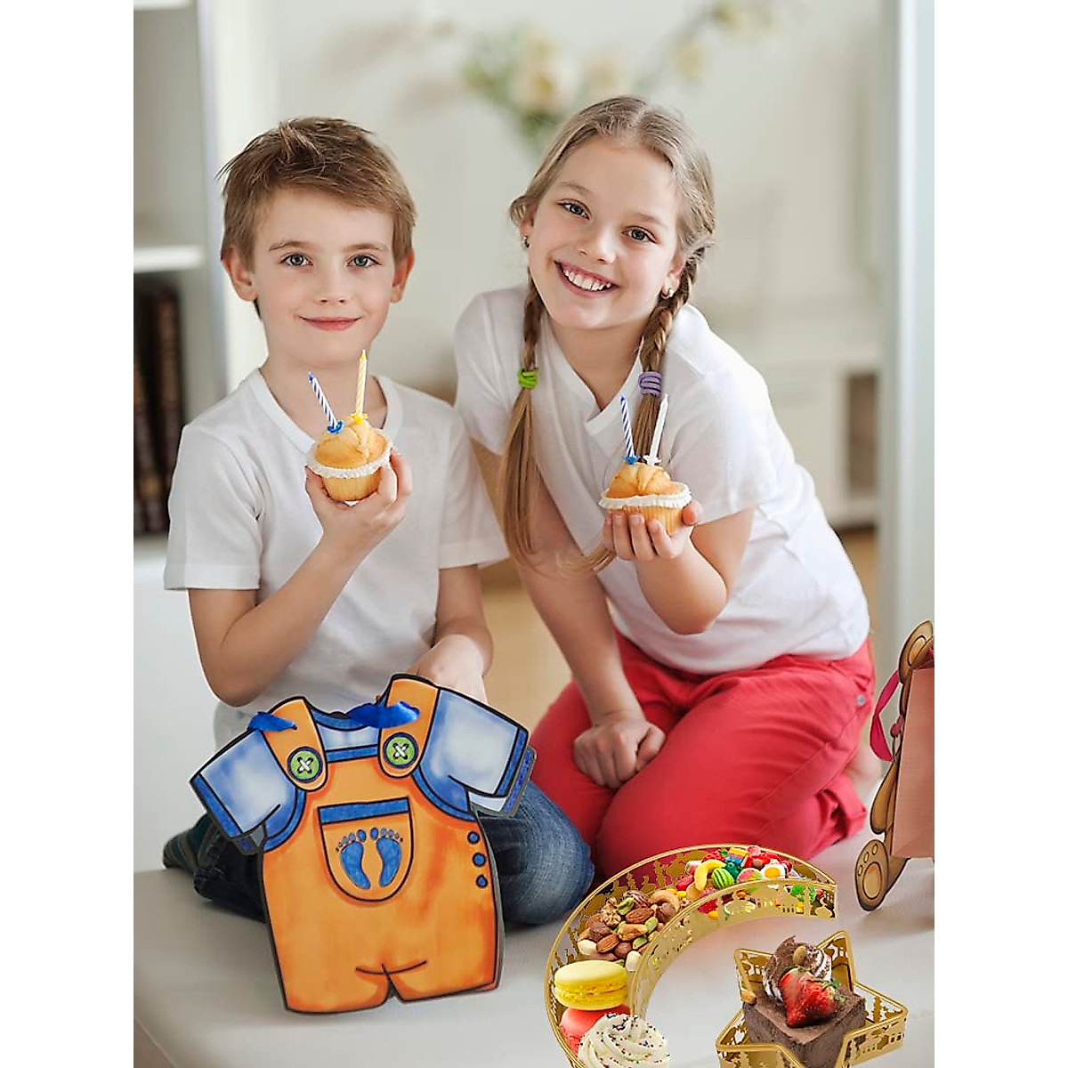 2Pcs Ramadan Serving Dishes, Moon Star Shaped Trays, Reusable Metal Trays, Rustproof Delicate Moon Star Serving Tray, Ramadan Decoration Plate Washable for Eid Ramadan Food Party Supply