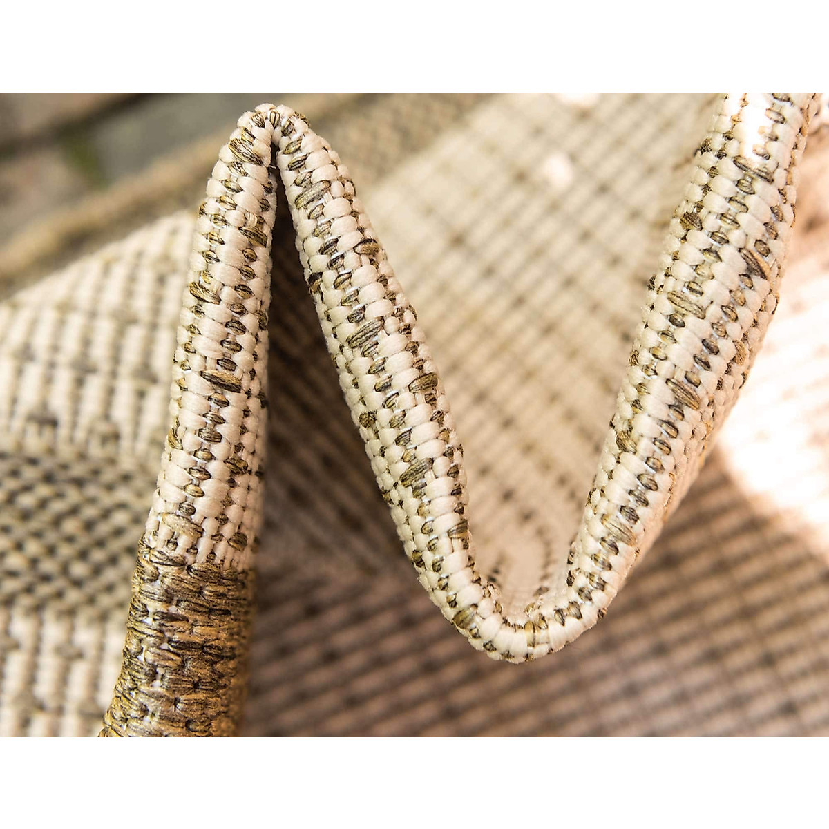 Unique Loom Outdoor Border Collection Area Rug - Border (7' 10" x 11' 4" Rectangle, Beige/ Brown)