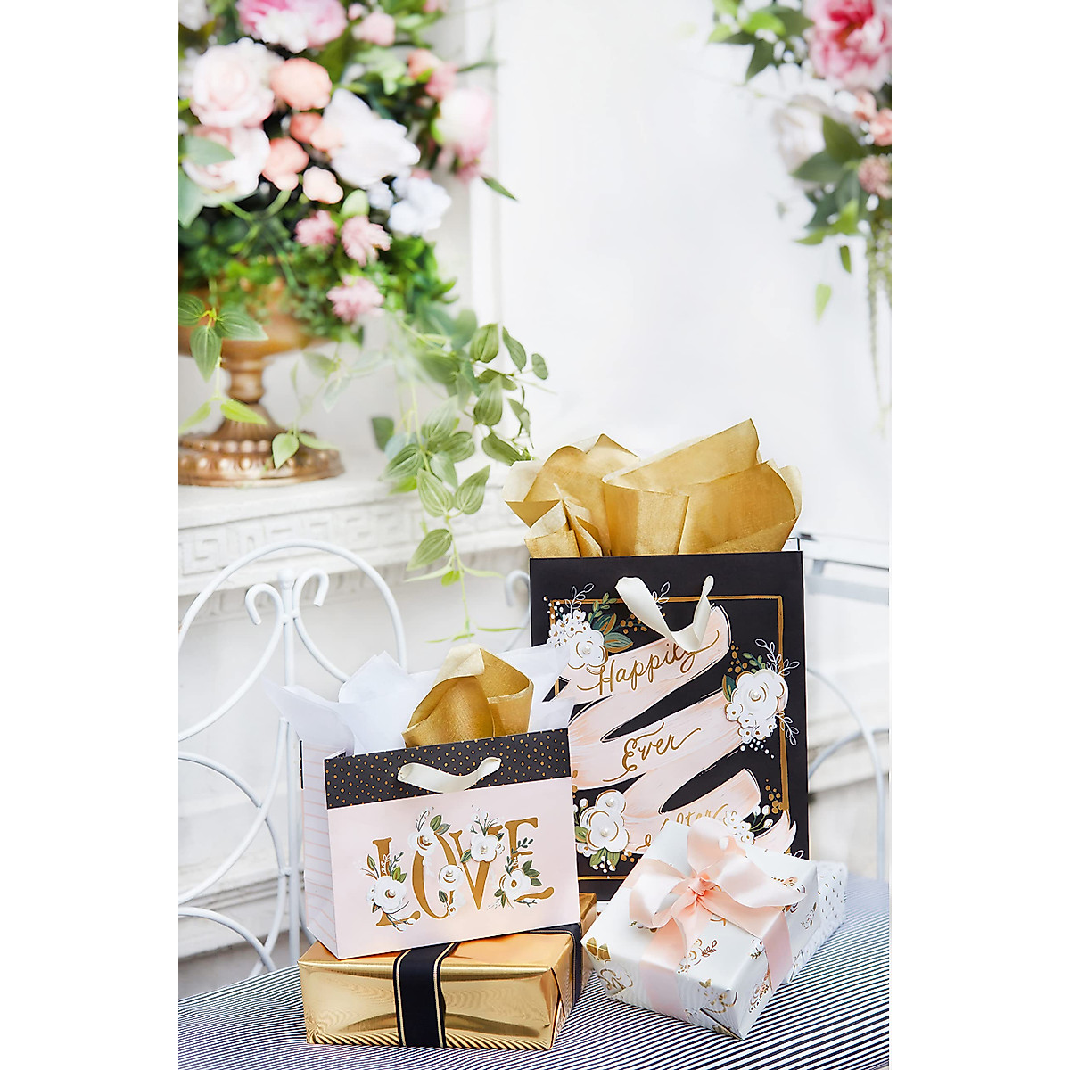 Papyrus 9" Medium Gift Bag (Love) for Weddings, Bridal Showers, Birthdays, Baby Showers and All Occasions (1 Bag)