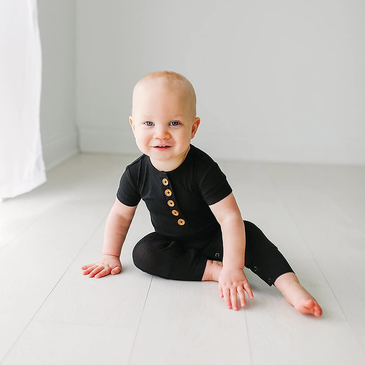 Posh Peanut Baby Rompers Pajamas - Newborn Sleepers Unisex Clothes - Kids One Piece PJ - Soft Viscose from Bamboo (Solid Ribbed Black, 6-9 Months)