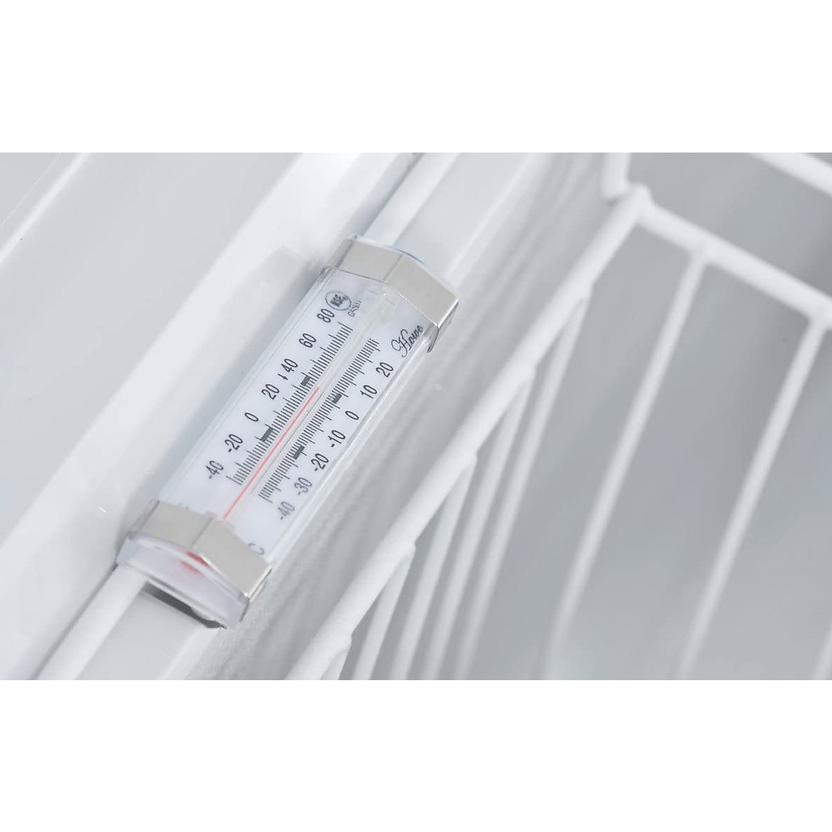 Kratos Refrigeration 69K-751HC Solid Top Chest Freezer, 30.0 Cu. Ft. Capacity