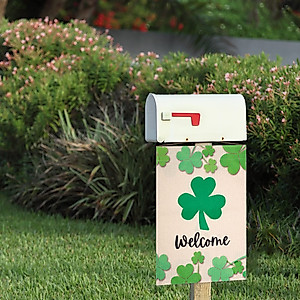 WBCBEC 1PCS St Patrick's Day Garden Flag Welcome Shamrocks Clover Vertical Shamrock Yard Outdoor Flag Irish Small Burlap House Flag for Outside Holiday Decor(12.5 x 18 Inch, Double Sided)