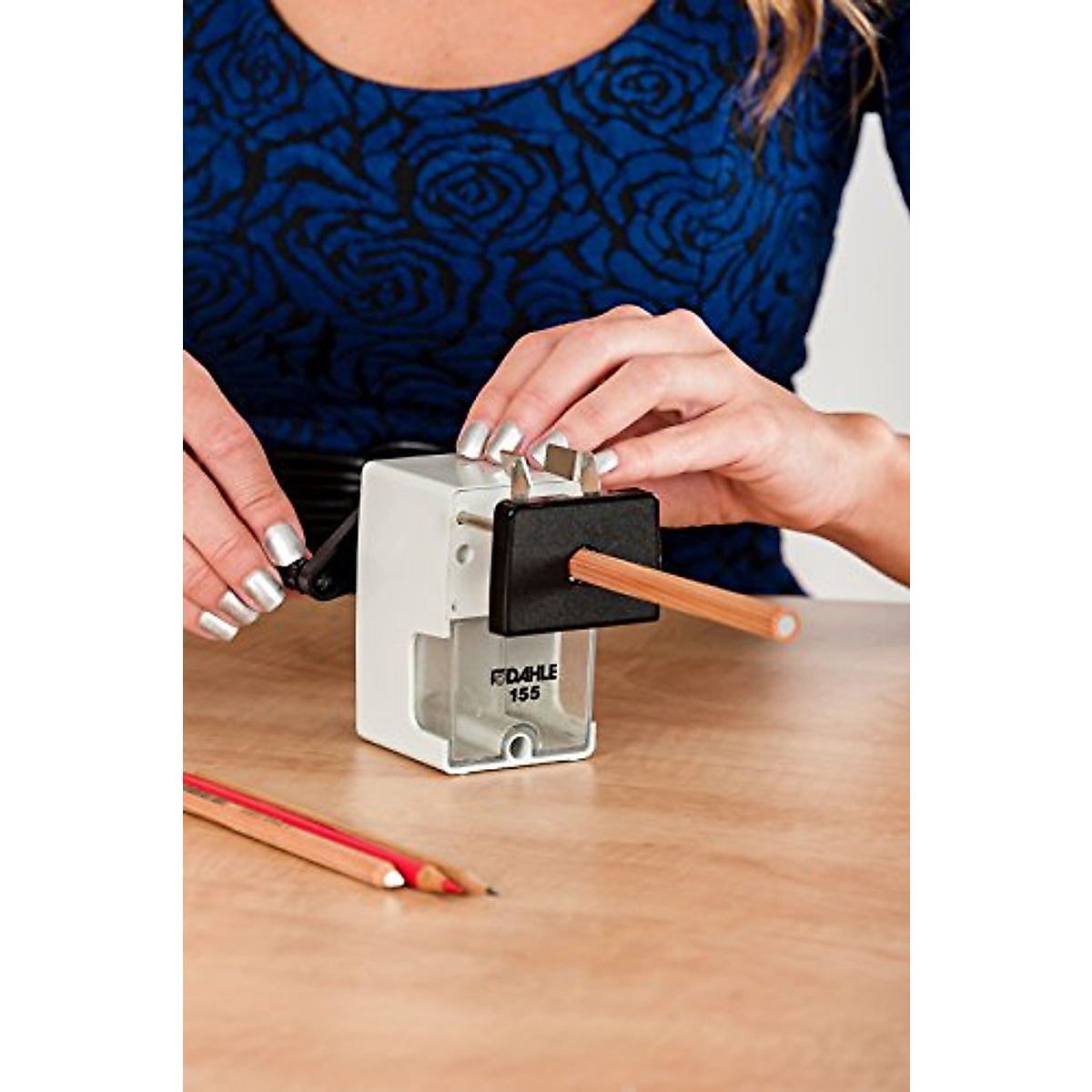 Dahle 155 Professional Pencil Sharpener w/Point Adjuster & Automatic Cutting System, Accepts Graphite & Oversized Artist Pencils