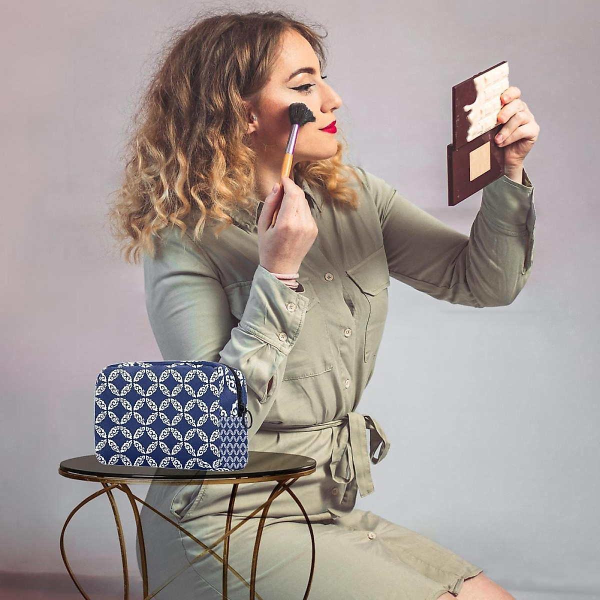 TBOUOBT Cosmetic Travel Bags, Makeup Case, Makeup Bag for Toiletries, Ethnic Navy Blue Round