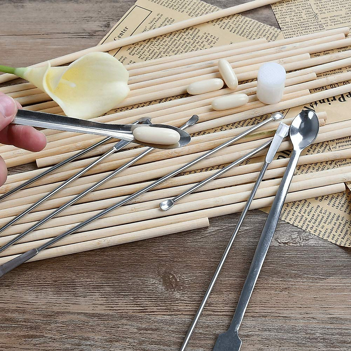 12 Pcs Stainless Steel Lab Spatula Micro Lab Scoop Spoon Reagent Laboratory Spatula Sampling Spoon with Pouch for Powders Gel Cap Filler, Capsule Filler