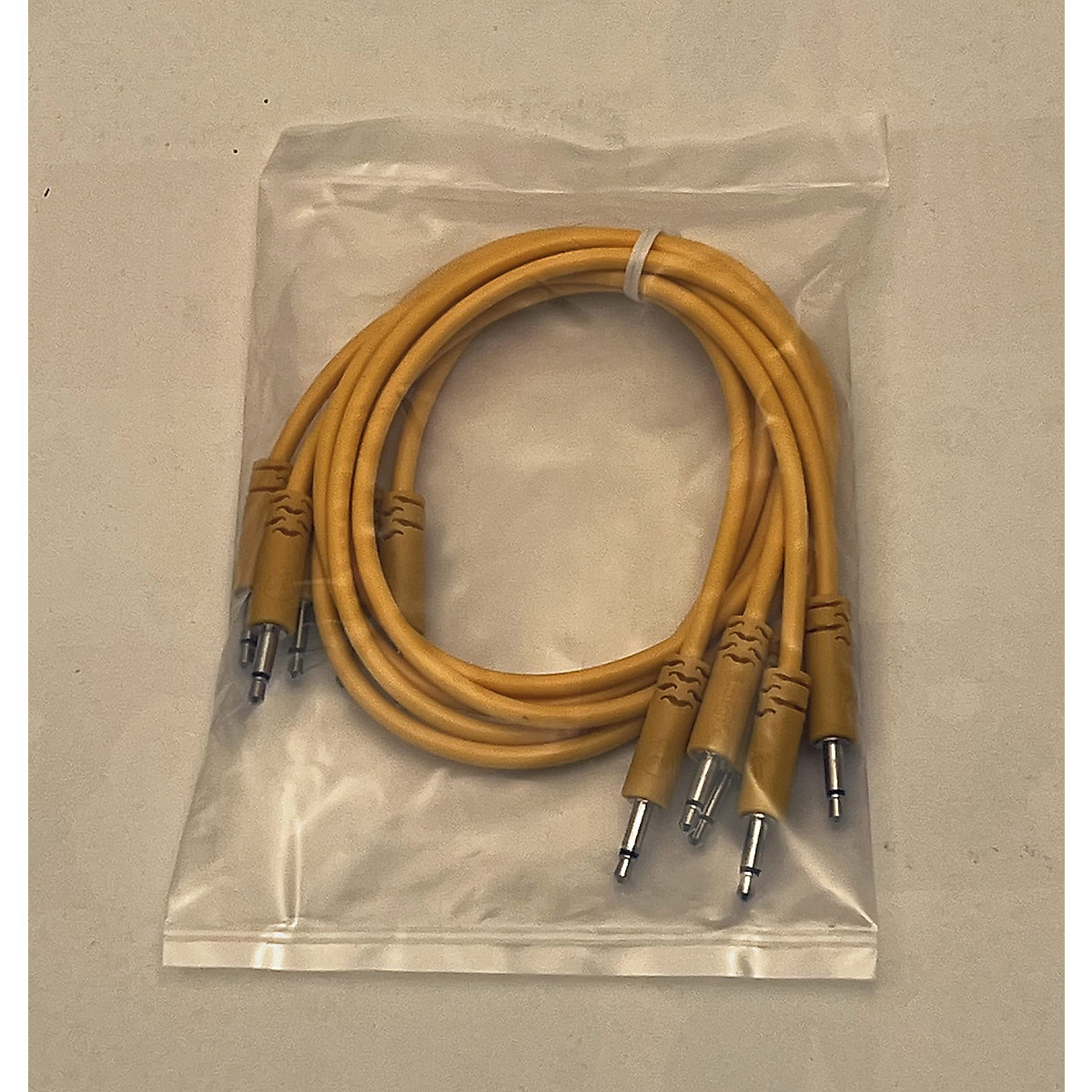 Luigis Modular Supply Spaghetti Eurorack Patch Cables - Package of 5 Gold/Orange Cables, 24 (0 cm)