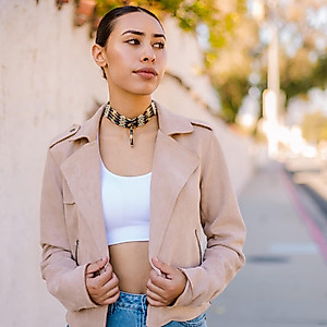 outROAR Gear American Indian Style Bone Choker Necklace, 4 Row Brown/White Striped Traditional Hairpipe Beads, Unisex Adjustable