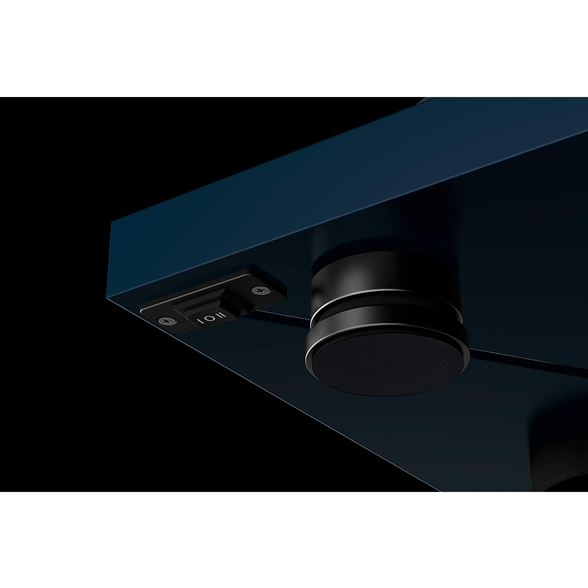 Pro-Ject Debut Carbon EVO, Audiophile Turntable with Carbon Fiber tonearm, Electronic Speed Selection and pre-Mounted Sumiko Rainier Phono Cartridge (High Gloss Black)