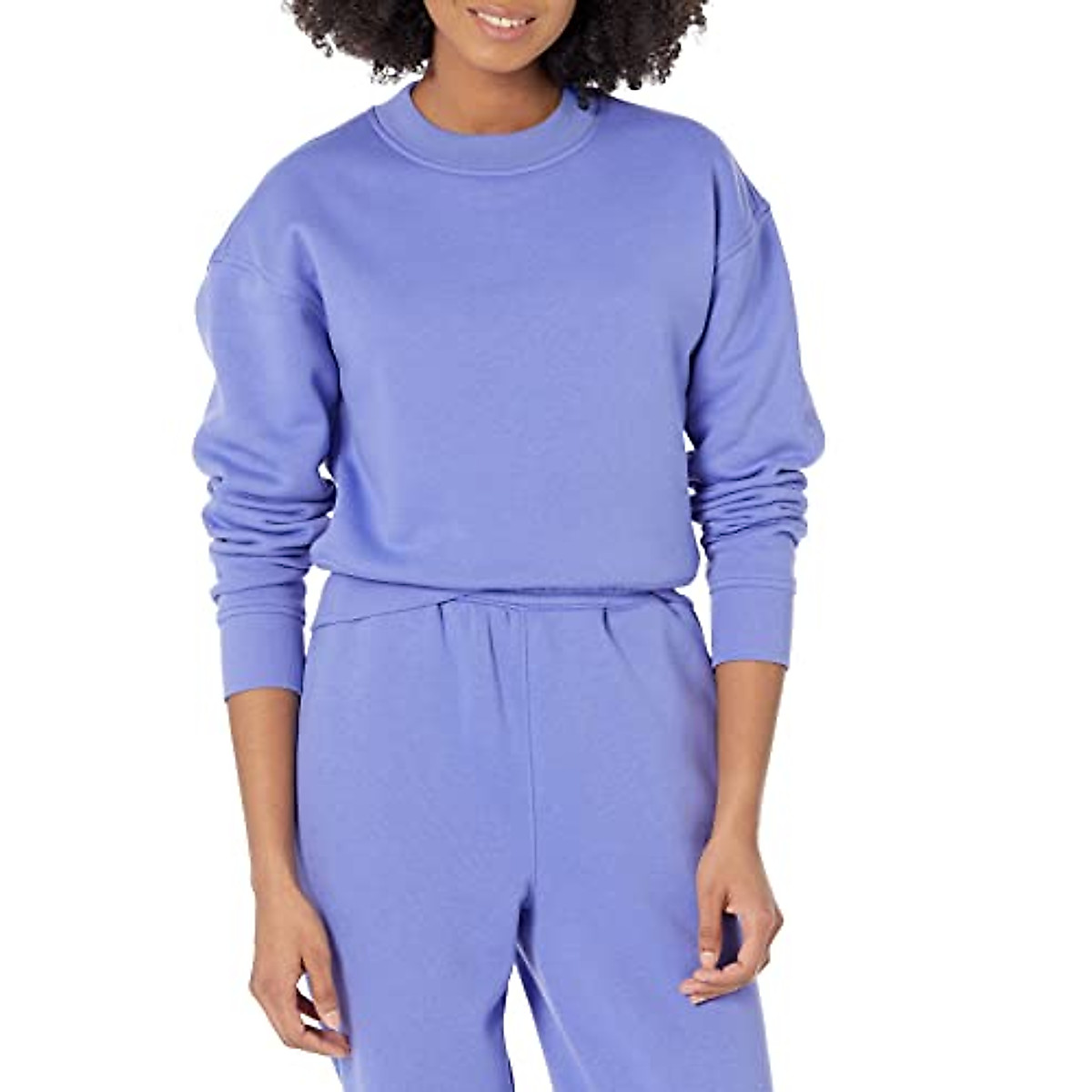 Amazon Essentials Women's Cropped Drop Shoulder Sweatshirt (Available in Plus Size), Purple Blue, Small