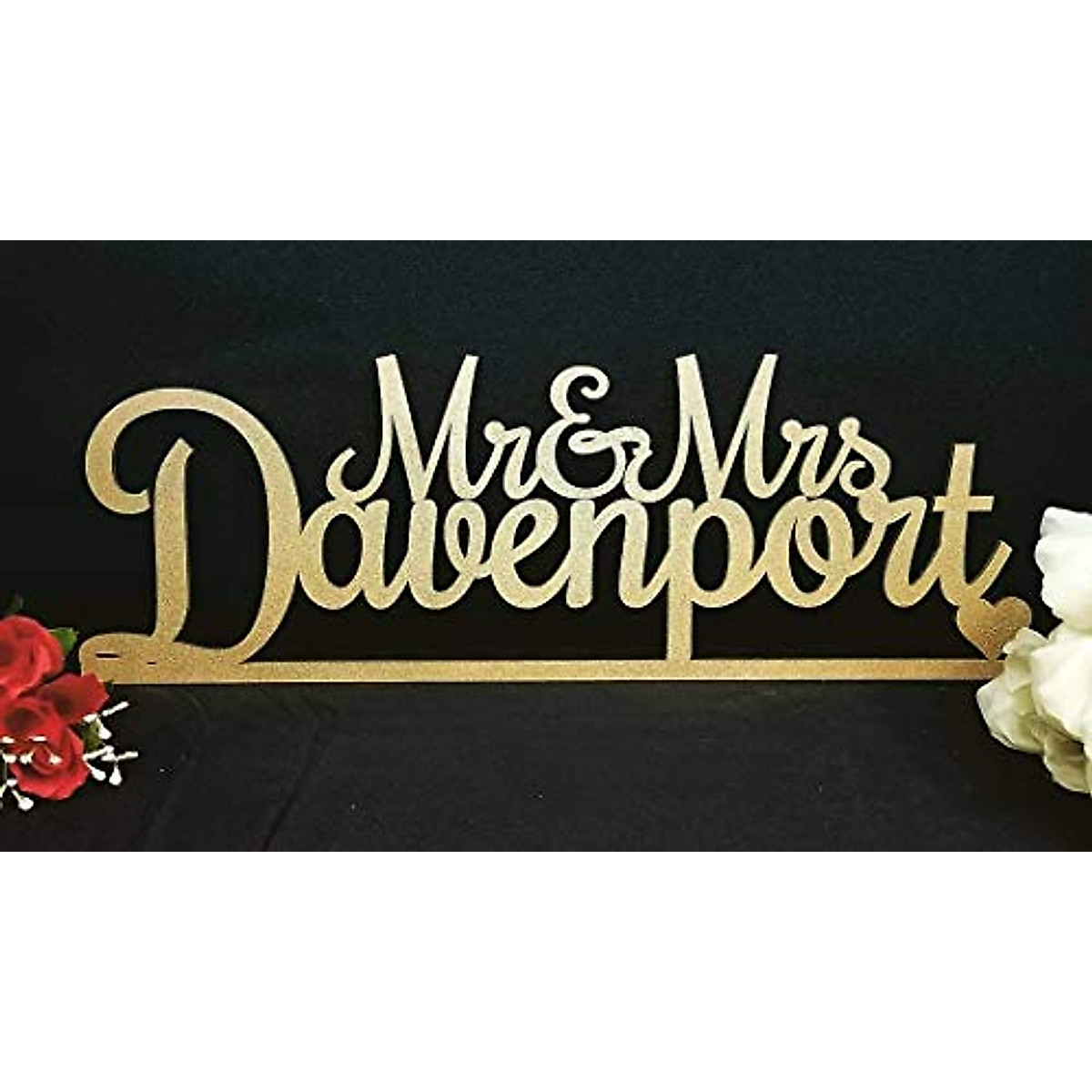 Mr & Mrs Sign - Custom Wedding Name sign - Script Surname - Personalized Wedding Sign - Sweetheart table - ROCH FONT