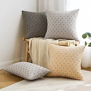 MIULEE Pack of 2 Decorative Burlap Linen Throw Pillow Covers Modern Farmhouse Pillowcase Rustic Woven Textured Cushion Cover for Sofa Couch Bed 18x18 Inch Light Coffee