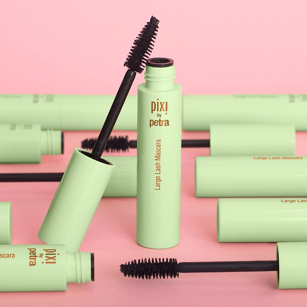 Pixi Beauty Large Lash Mascara - Bold Black 12ml | Intensely Volumizing Mascara | Buildable Formula | Lengthen and Plump Lashes | 0.4 Fl Oz