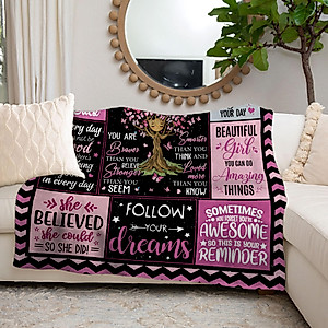 MUCHNEE Birthday Gift for Niece, to My Niece Blankets 50''x60'', Niece Gifts from Auntie Uncle, Niece Throw Blanket for Girls Woman, Gift for Niece from Aunt, Niece Christmas Graduation Gift Ideas