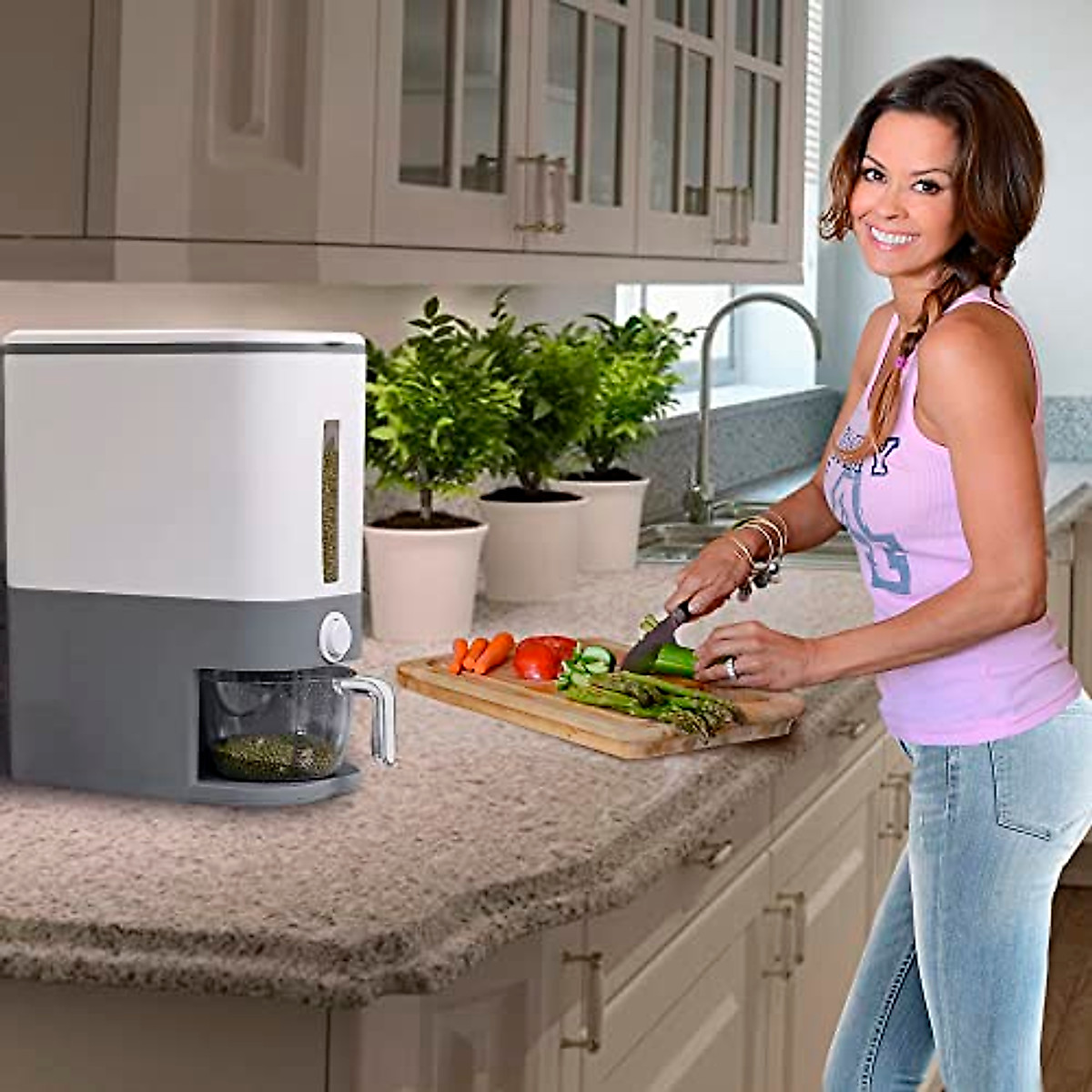 20 Lbs Rice Dispenser, Large Dry Food Container With Lid, Rice Storage Container With Measuring Cylinder, Cereal Dispenser Moisture Proof Household Food Dispenser Bucket, Kitchen Orgainzation Pantry Strore for Dry Food