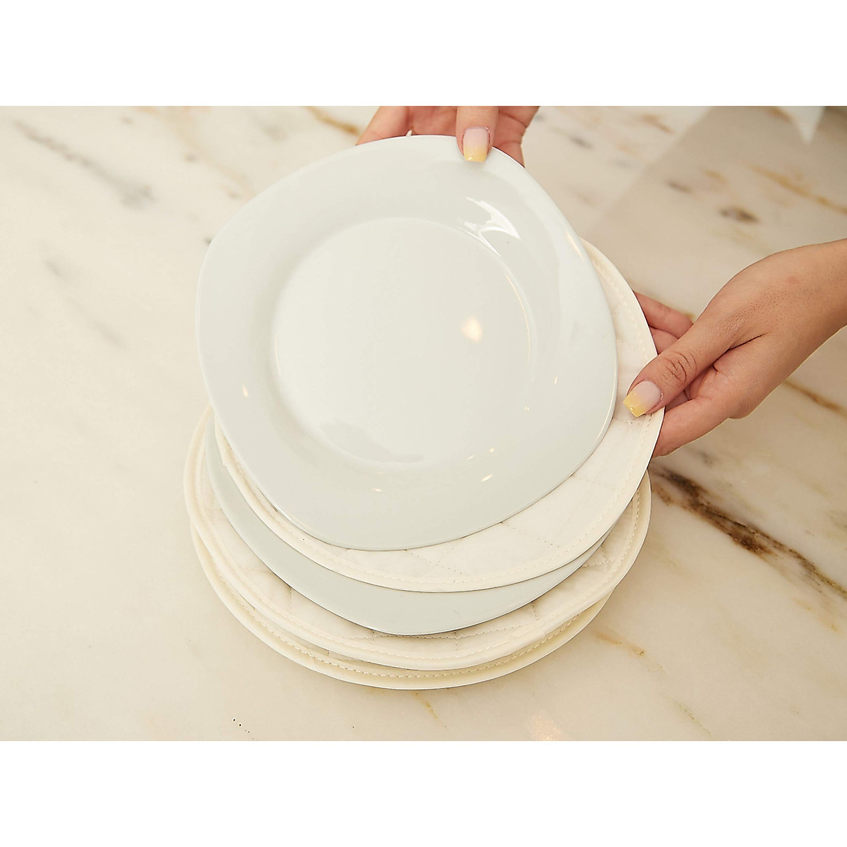 Covermates Keepsakes - Dish Storage - Padded Protection - ID Window - Stain Resistant - Machine Washable - China Storage-Cream