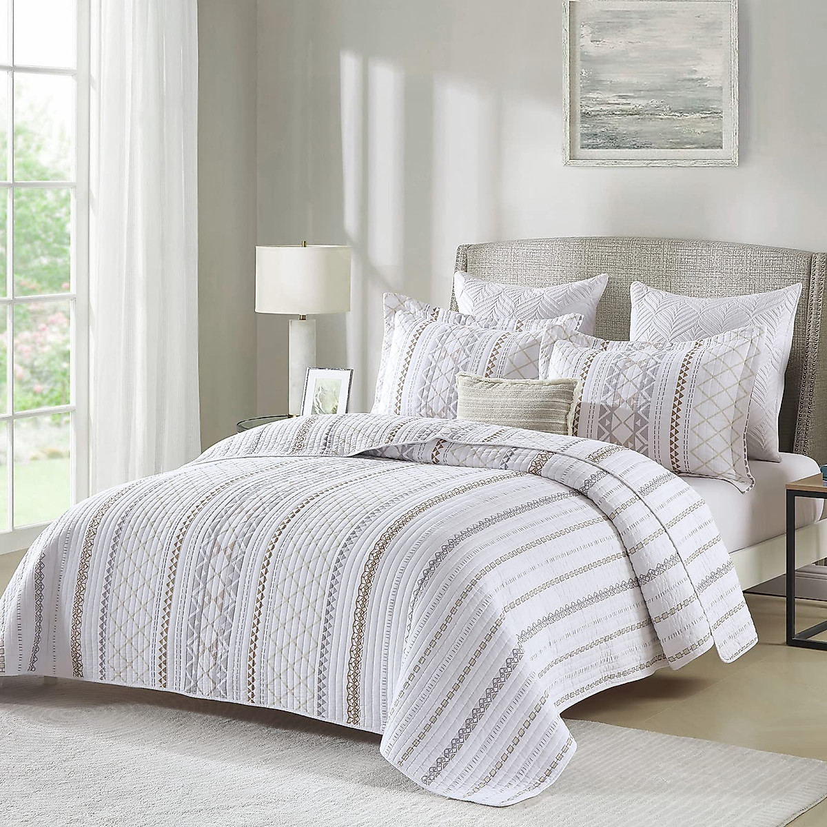 PERHOM 100% Cotton Quilt Queen Size - 3 Pieces Boho Striped Lightweight Soft Breathable Beige Gray White Bedding Set with 2 Shams, Bohemian Pattern Printed Bedspread/Coverlet/Comforter for All Season