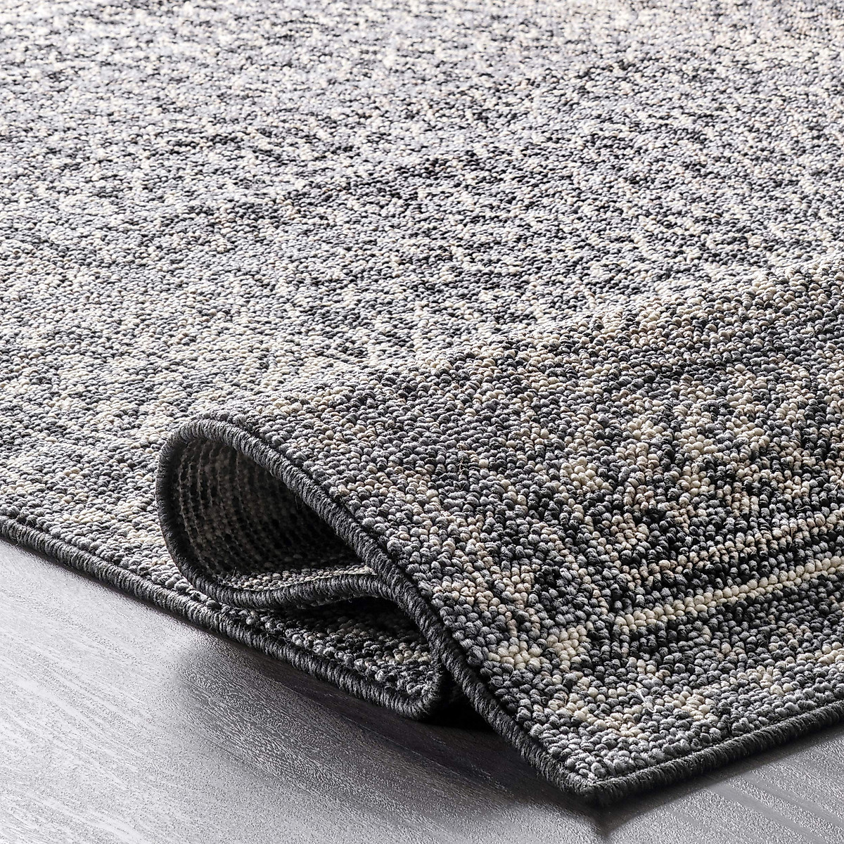 nuLOOM Elodie Distressed Diamonds Accent Rug, 3x5, Grey