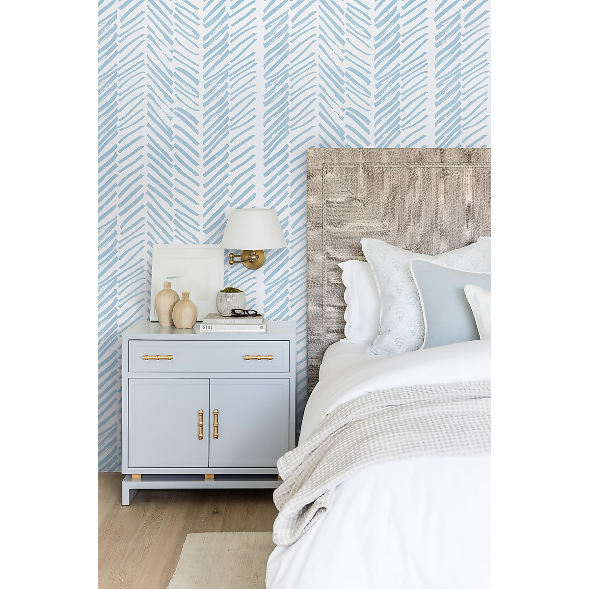 Guvana Line Peel and Stick Wallpaper Blue and White Wallpaper Striped Contact Paper 17.7"x118" Self Adhesive Wallpaper Removable Contact Paper Decorative Wallpaper for Bathroom Livingroom Covering