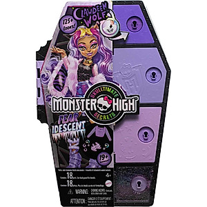 Monster High Skulltimate Secrets Fearidescent Series Doll & Accessories Set, Clawdeen Wolf with Dress-Up Locker & 19+ Surprises