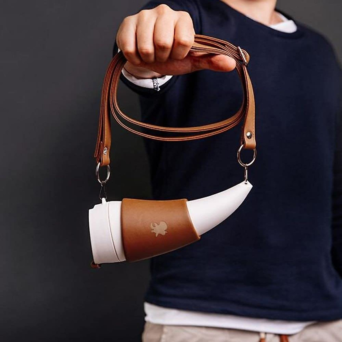 Goat Horns Coffee Mug, Creative Horn Coffee Cup 230ml Stainless Steel Vacuum Cup Mug For Tea Coffee, Leak-proof Travel Bottles Coffee Cups With Rope (white)