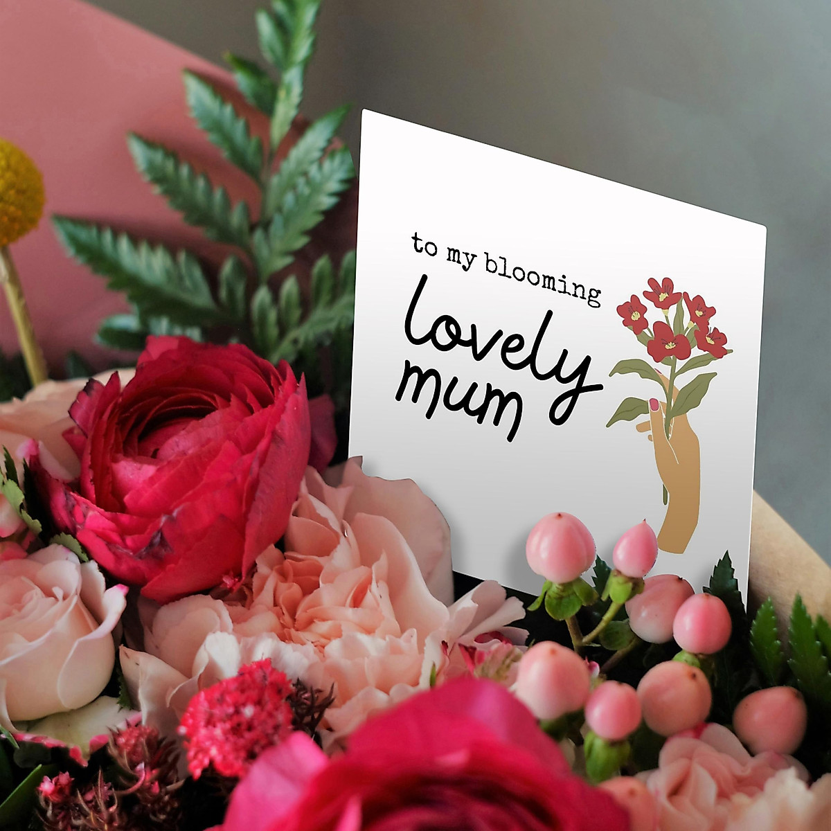 3dRose Greeting Card - To My Blooming Lovely Mom Birthday and Mothers Day Greeting and Gift Rosette - Mom Birthday